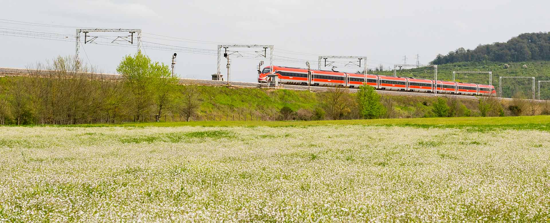 Bologna-Firenze AV, dal treno fermo passeggeri subito trasferiti su ...