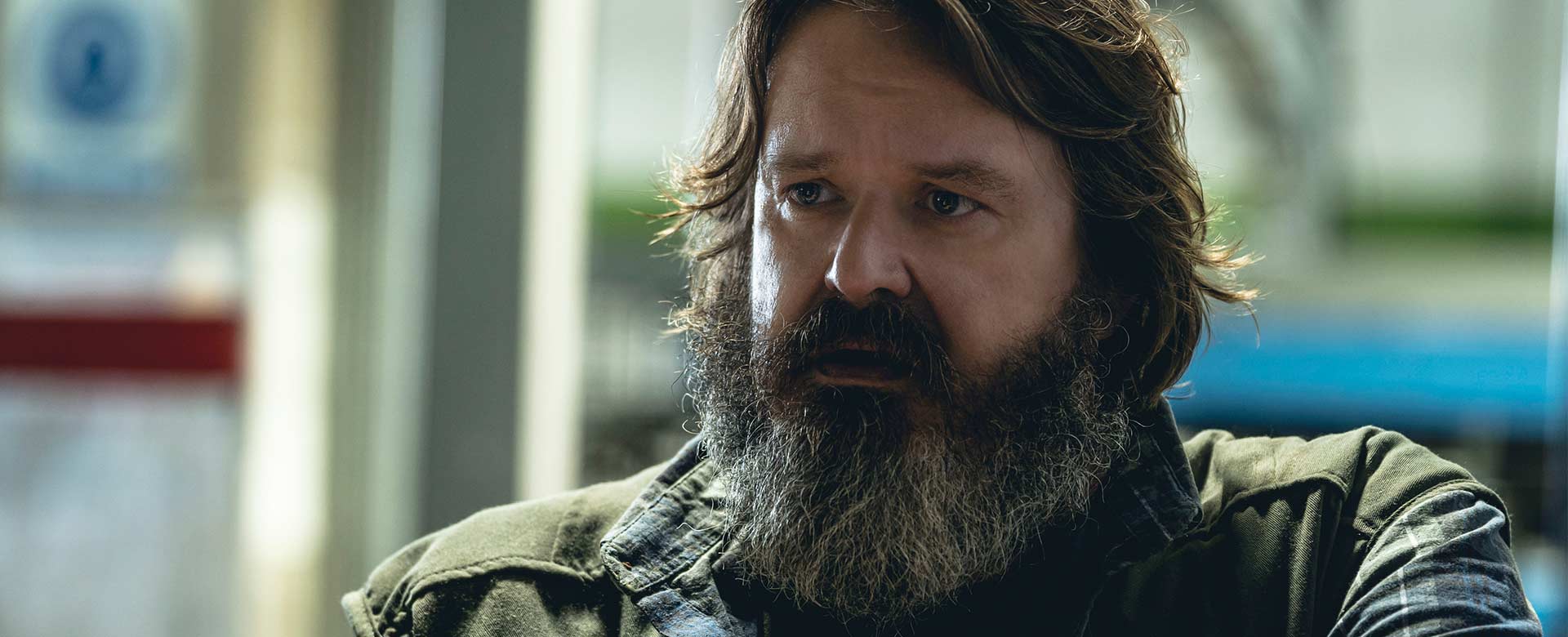 Giuseppe Battiston protagonista nel film I peggiori giorni